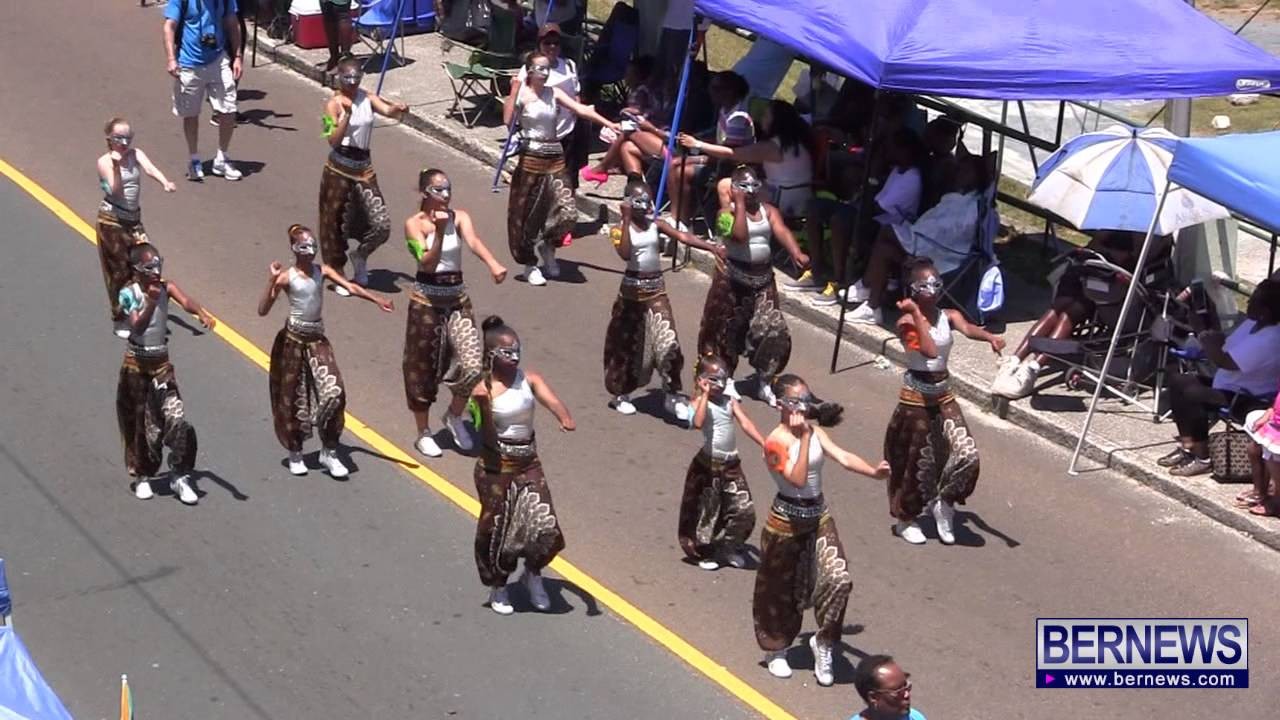 2013 | BSmart Bollywood Dancers At Bermuda Day Parade, May 24 - BDADay.com